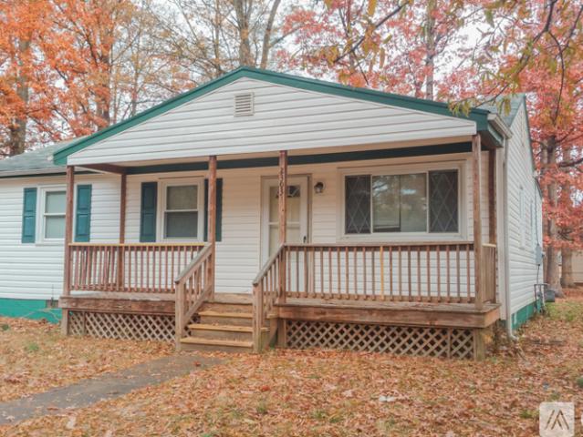 3 BR, 2 BA Apartment 2303 Maclin Cir, Hopewell, VA 23860
