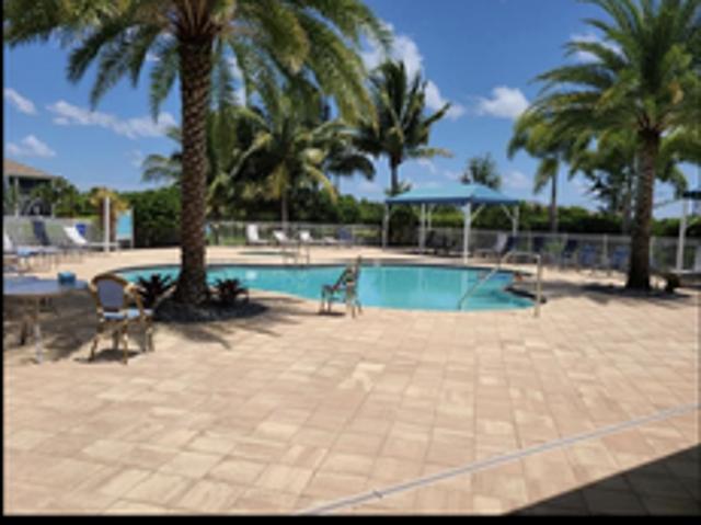 3 BR, 2 BA Apartment 2304 Sawyers Hill Road, Unit 1307, Naples, FL 34120