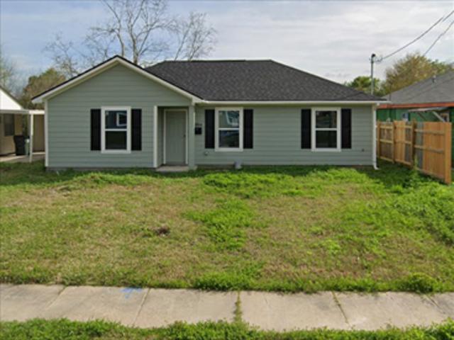 3 BR, 2 BA Apartment 2308 7th Street, Lake Charles, LA 70601