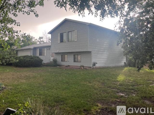 3 BR, 2 BA Apartment 2313 Yorkshire St, Fort Collins, CO 80526