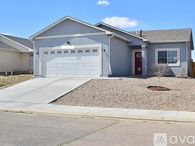 3 BR, 2 BA Apartment 2315 West 19th Street, Pueblo, CO 81003