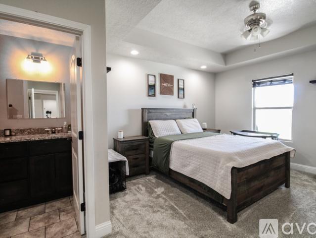3 BR, 2 BA Apartment 232 Sombrero Road, Unit 1, Clovis, NM 88101