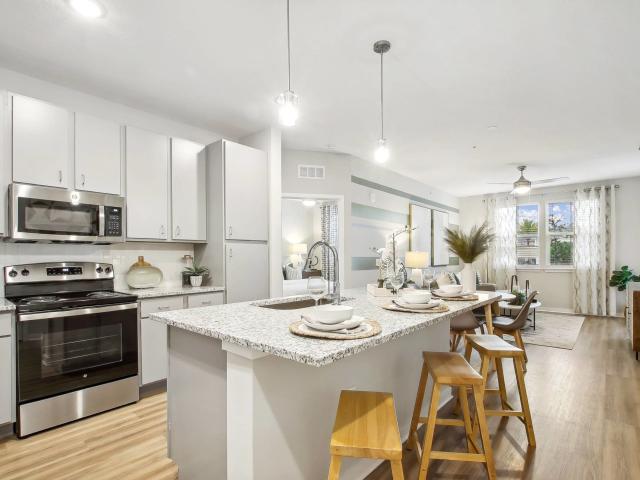 3 BR, 2 BA Apartment 2331 Commerce Park Drive Northeast Unit 4221, Palm Bay, FL 32905