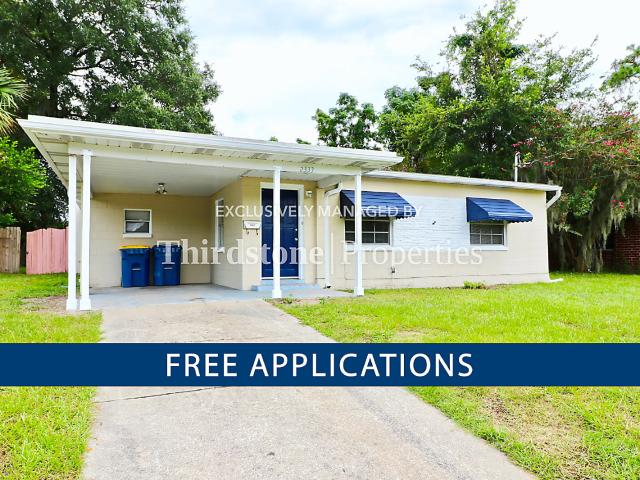 3 BR, 2 BA Apartment 2333 University Blvd N, Jacksonville, FL 32211