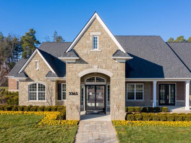 3 BR, 2 BA Apartment 2365 Barrington Drive Unit 22 204, Walled Lake, MI 48390
