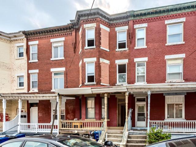 3 BR, 2 BA Apartment 23 Wellsford Street Unit 2, Pittsburgh, PA 15213