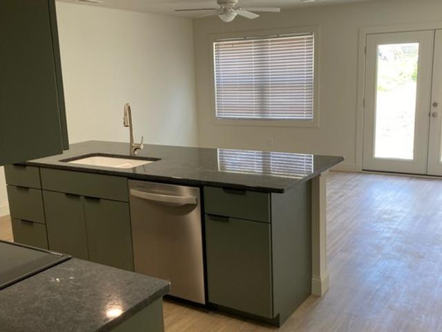 3 BR, 2 BA Apartment 2 NE 14th St, Unit 2, Washington, IN 47501