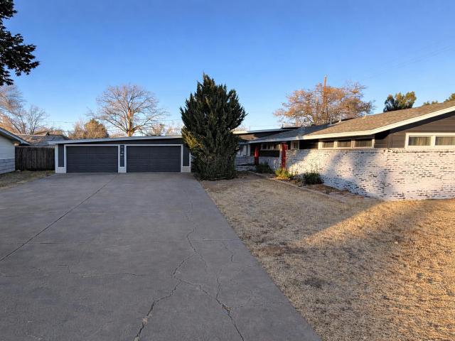 3 BR, 2 BA Apartment 3404 42nd Street, Lubbock, TX 79413