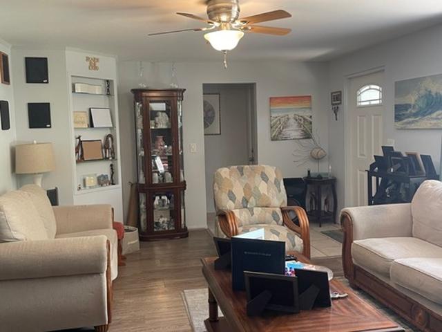 3 BR, 2 BA Apartment 3405 18th Avenue West, Bradenton, FL 34205
