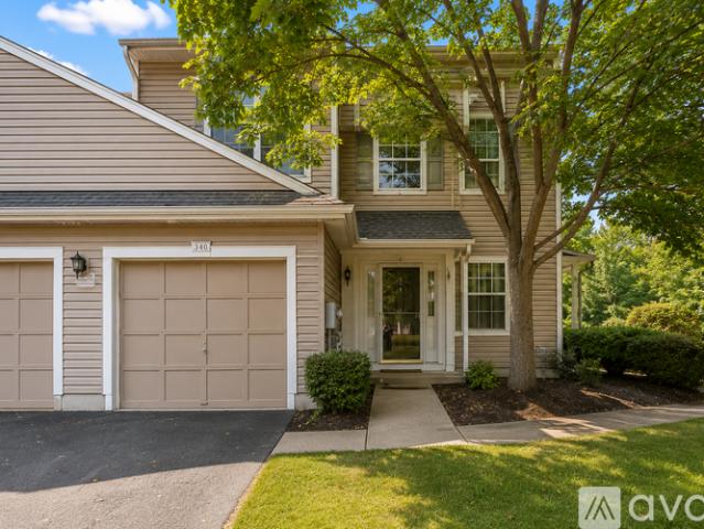 3 BR, 2 BA Apartment 340 Danbury Court, Unit 340, Chester Heights, PA 19342
