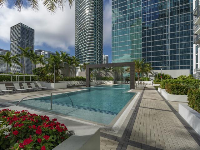 3 BR, 2 BA Apartment 340 Southeast 3rd Street Unit 1610, Miami, FL 33131