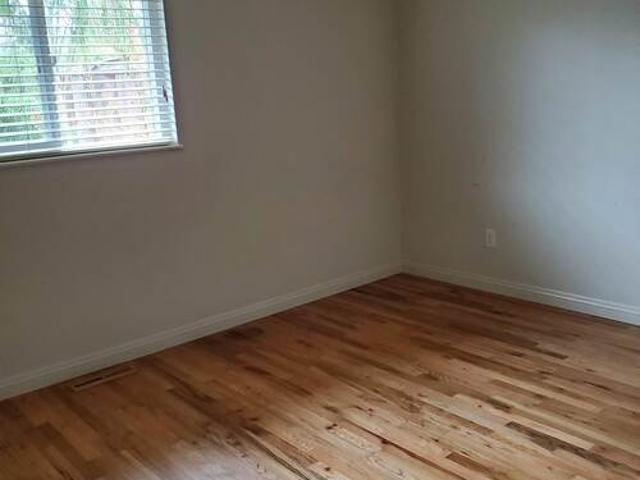 3 BR, 2 BA Apartment 341 1st Street, Lodi, CA 95240