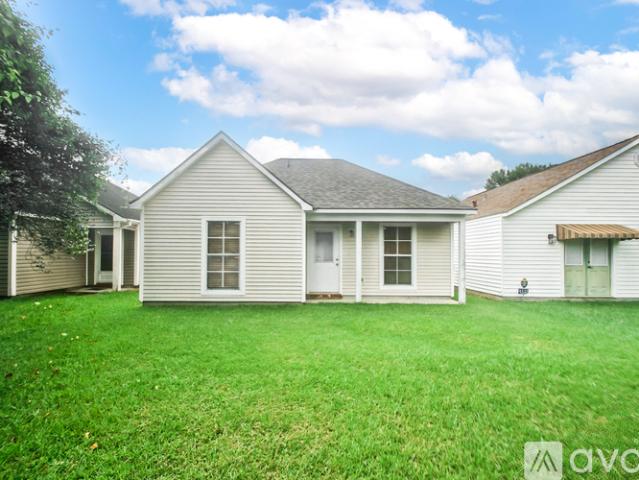 3 BR, 2 BA Apartment 3437 Myrtle Grove Dr, Baton Rouge, LA 70810