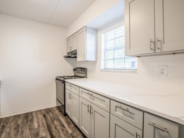 3 BR, 2 BA Apartment 3450 Townsend Boulevard Unit 179, Jacksonville, FL 32277