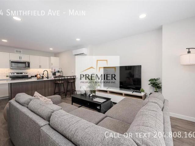 3 BR, 2 BA Apartment 34 Smithfield Ave, Winnipeg, MB R2V 0B6