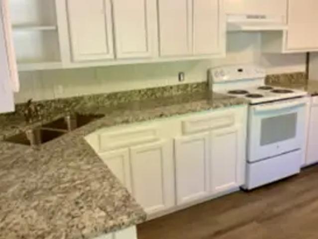 3 BR, 2 BA Apartment 353 Camelot Dr, WOODVILLE, TX 75979
