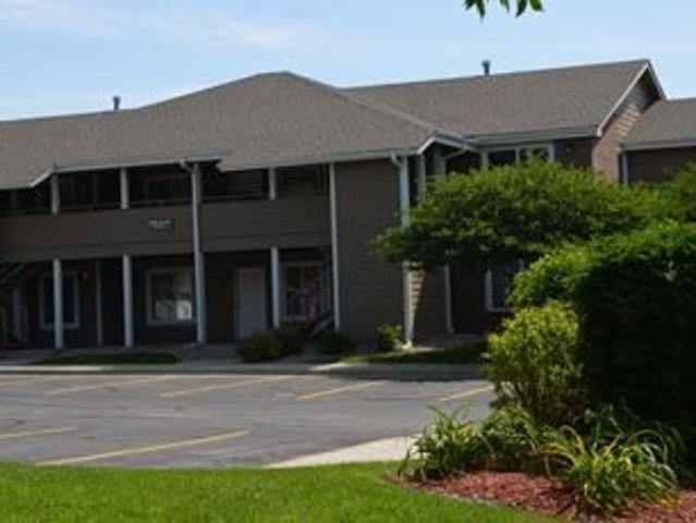 3 BR, 2 BA Apartment 3500 South Kuehn Park, Sioux Falls, SD 57106