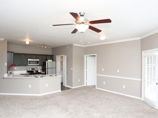 3 BR, 2 BA Apartment 3507 Shoreline Dr, Austin, TX 78728