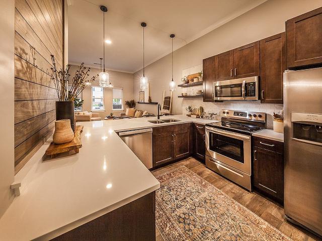 3 BR, 2 BA Apartment 350 Monon Blvd Unit 306, Carmel, IN 46032