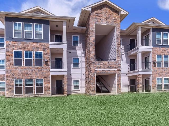 3 BR, 2 BA Apartment 3521 Airline Road, Corpus Christi, TX 78414