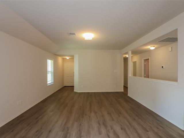 3 BR, 2 BA Apartment 3524 Cub Court, Conroe, TX 77301