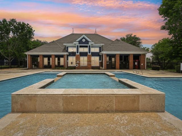 3 BR, 2 BA Apartment 3525 South Sam Houston Parkway East Unit 722, Houston, TX 77047