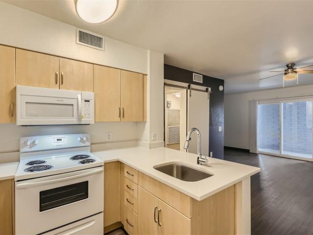 3 BR, 2 BA Apartment 3535 West Camelback Road Unit 160, Phoenix, AZ 85019