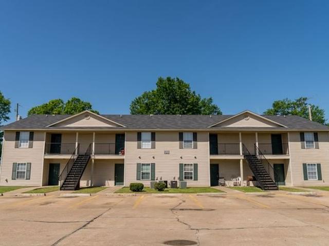 3 BR, 2 BA Apartment 3540 W 70th St, Shreveport, LA 71108