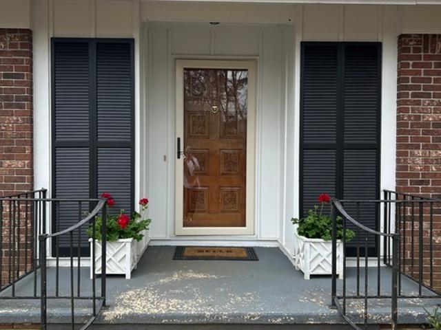 3 BR, 2 BA Apartment 35 Ferncliff Dr, Asheville, NC 28805