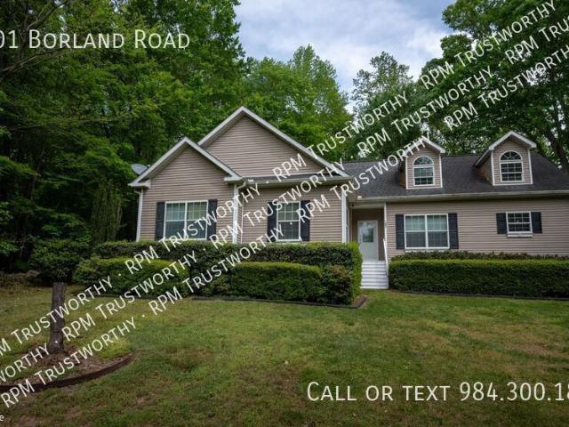 3 BR, 2 BA Apartment 3601 Borland Road, Efland, NC 27243