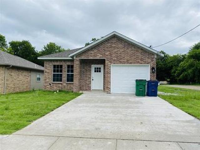 3 BR, 2 BA Apartment 3609 Short St, Greenville, TX 75401