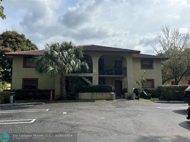 3 BR, 2 BA Apartment 3615 Northwest 114th Ln, Coral Springs, FL 33065
