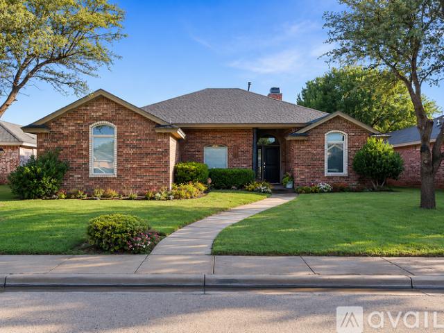 3 BR, 2 BA Apartment 3618 106th Street, Lubbock, TX 79423