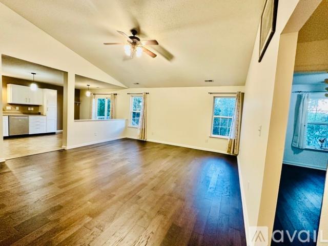 3 BR, 2 BA Apartment 3630 S Mc Dougal St, Bloomington, IN 47403