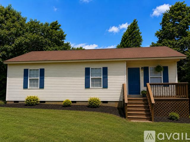 3 BR, 2 BA Apartment 367 East Reedy Fork Road, Seneca, SC 29678