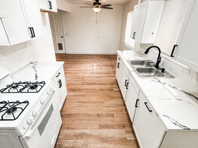 3 BR, 2 BA Apartment 367 S Hockett St, Porterville, CA 93257