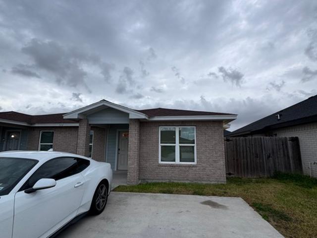 3 BR, 2 BA Apartment 364 Uva Lane, Brownsville, TX 78521