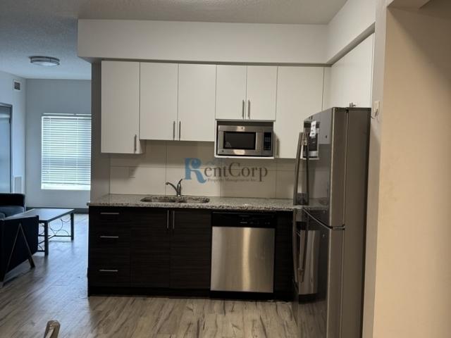 3 BR, 2 BA Apartment 368 258C Sunview St, Waterloo, ON N2L 3V9