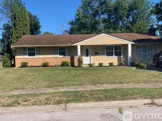3 BR, 2 BA Apartment 3700 Caracas Dr, Unit 1, Westerville, OH 43081
