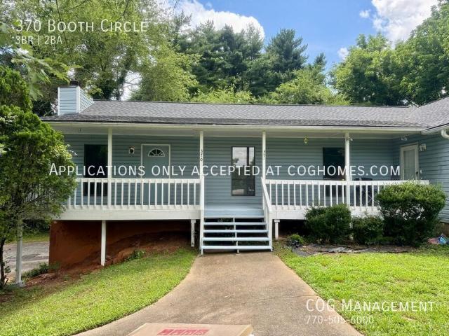 3 BR, 2 BA Apartment 370 Booth Circle, Marietta, GA 30008