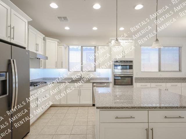 3 BR, 2 BA Apartment 3710 E Lodgepole Dr, Gilbert, AZ 85298