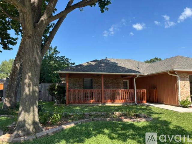 3 BR, 2 BA Apartment 3732 Racquet Court, Plano, TX 75023