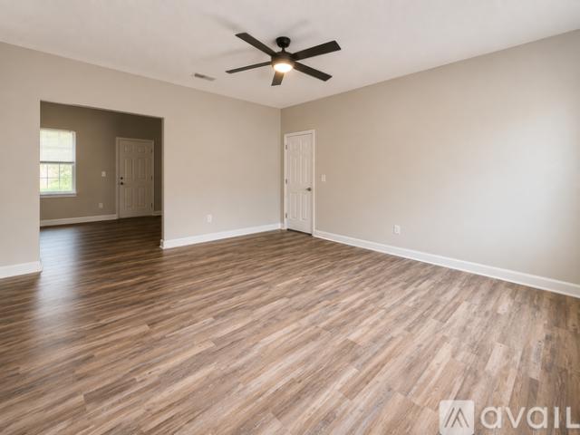 3 BR, 2 BA Apartment 37851 Oxford Street, Unit 4, Hilliard, FL 32046