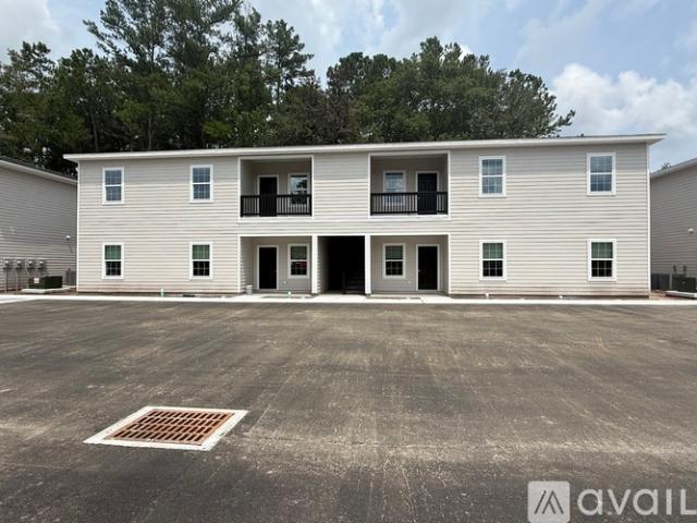 3 BR, 2 BA Apartment 37851 Oxford Street, Unit 3, Hilliard, FL 32046
