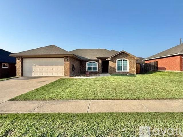3 BR, 2 BA Apartment 3805 Llano Estacado Court, Killeen, TX 76549
