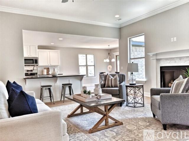 3 BR, 2 BA Apartment 3809 Southwest Mistletoe Avenue, Bentonville, AR 72713