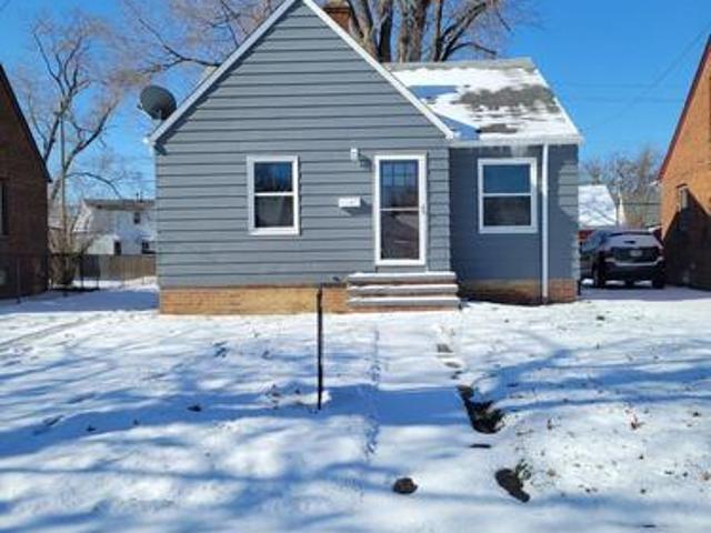 3 BR, 2 BA Apartment 3810 W 116th St, Cleveland, OH 44111