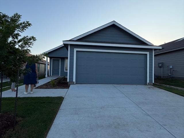 3 BR, 2 BA Apartment 3814 Superior Place, Sherman, TX 75090