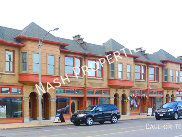 3 BR, 2 BA Apartment 3900 Laclede Ave, St. Louis, MO 63108