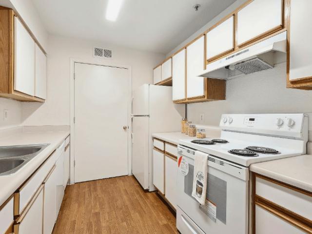 3 BR, 2 BA Apartment 3900 W 22nd Ln Unit 02G, Yuma, AZ 85364